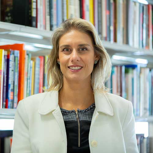 Ana Cláudia Karam | ISE Business School: Educação Executiva e MBA ...